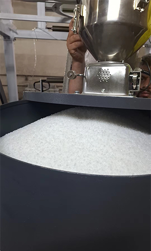 How to solve the problem of film sticking at the film mouth of the film ...